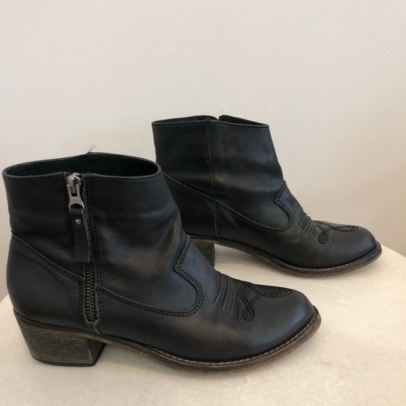 Topshop | Shoes | Topshop Western Boot | Poshmark